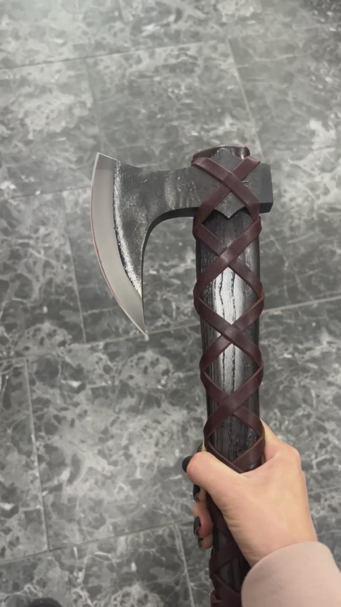 Nordic axe "Ares" | Functional Viking Axe with leather