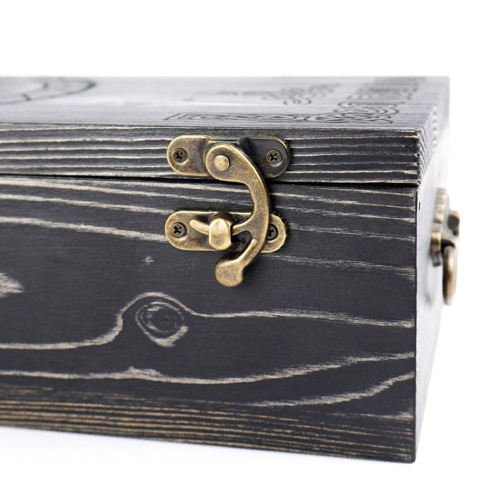 Runic wooden box for standard hammer