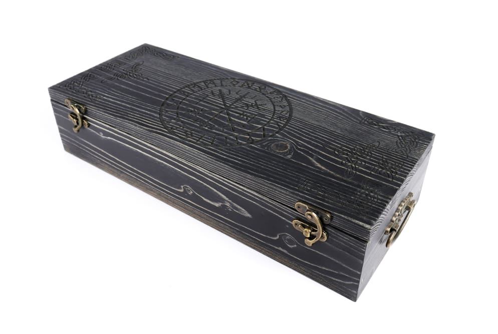 Runic wooden box for standard hammer